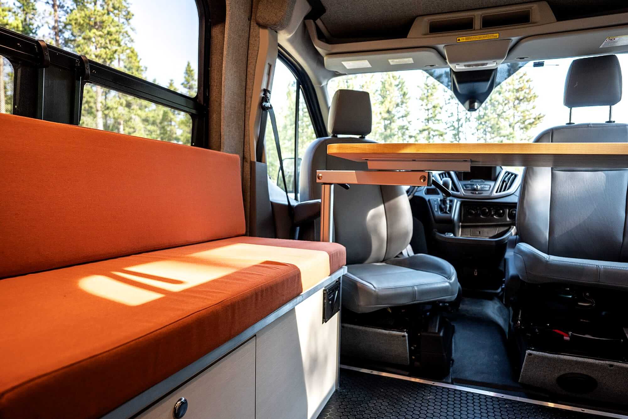 Metis | Ford Transit 148 | Titan Vans