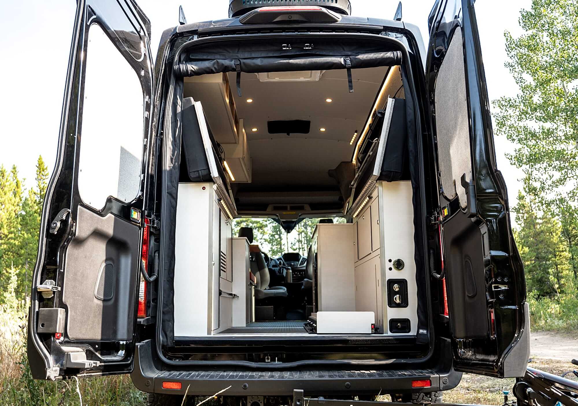 Metis | Ford Transit 148 | Titan Vans